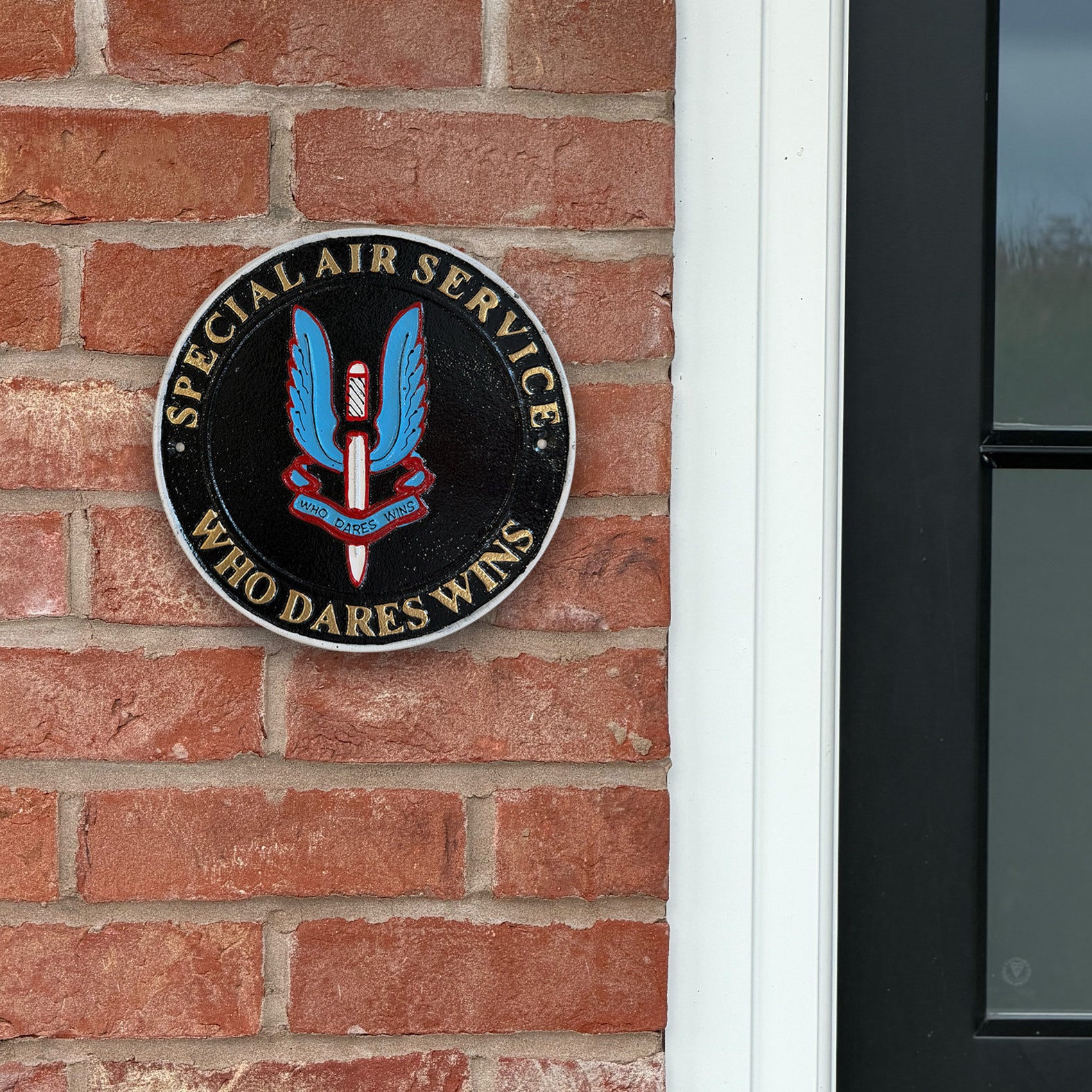 SAS Who Dares Wins Wall Plaque (Cast Iron, 24cm) | Empire Medals